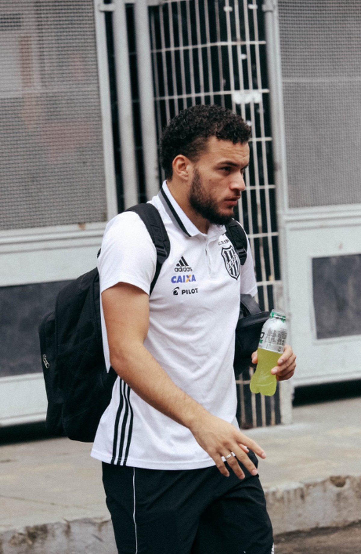 André Luis vê cobranças como motivação na Ponte e elogia novo reforço ...