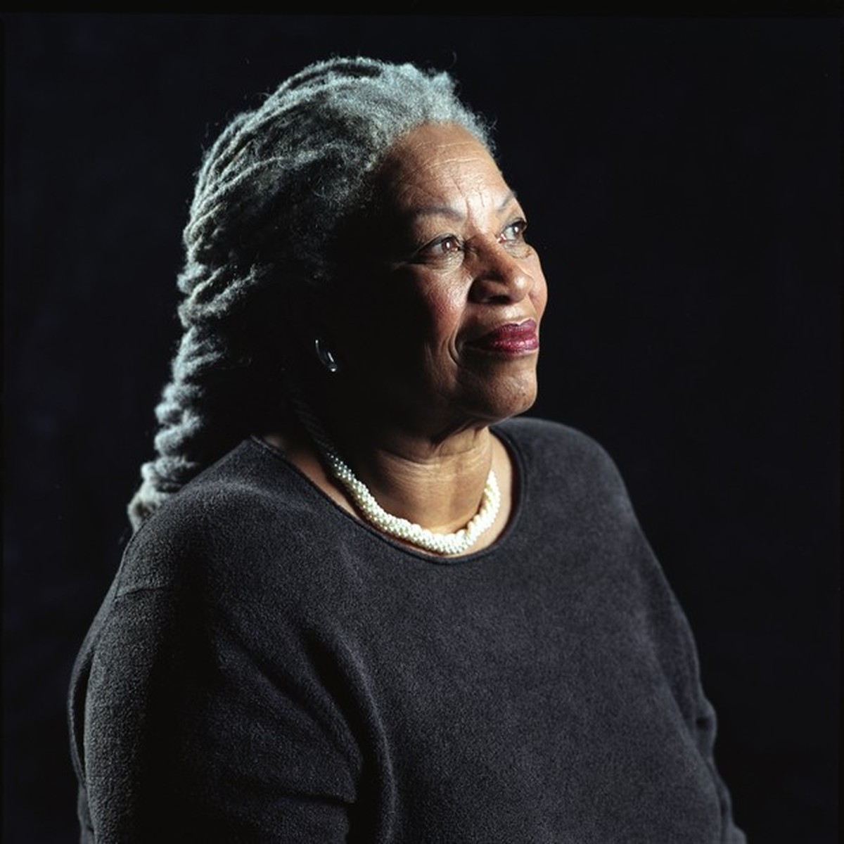 Morre romancista Toni Morrison, primeira escritora negra a receber o ...