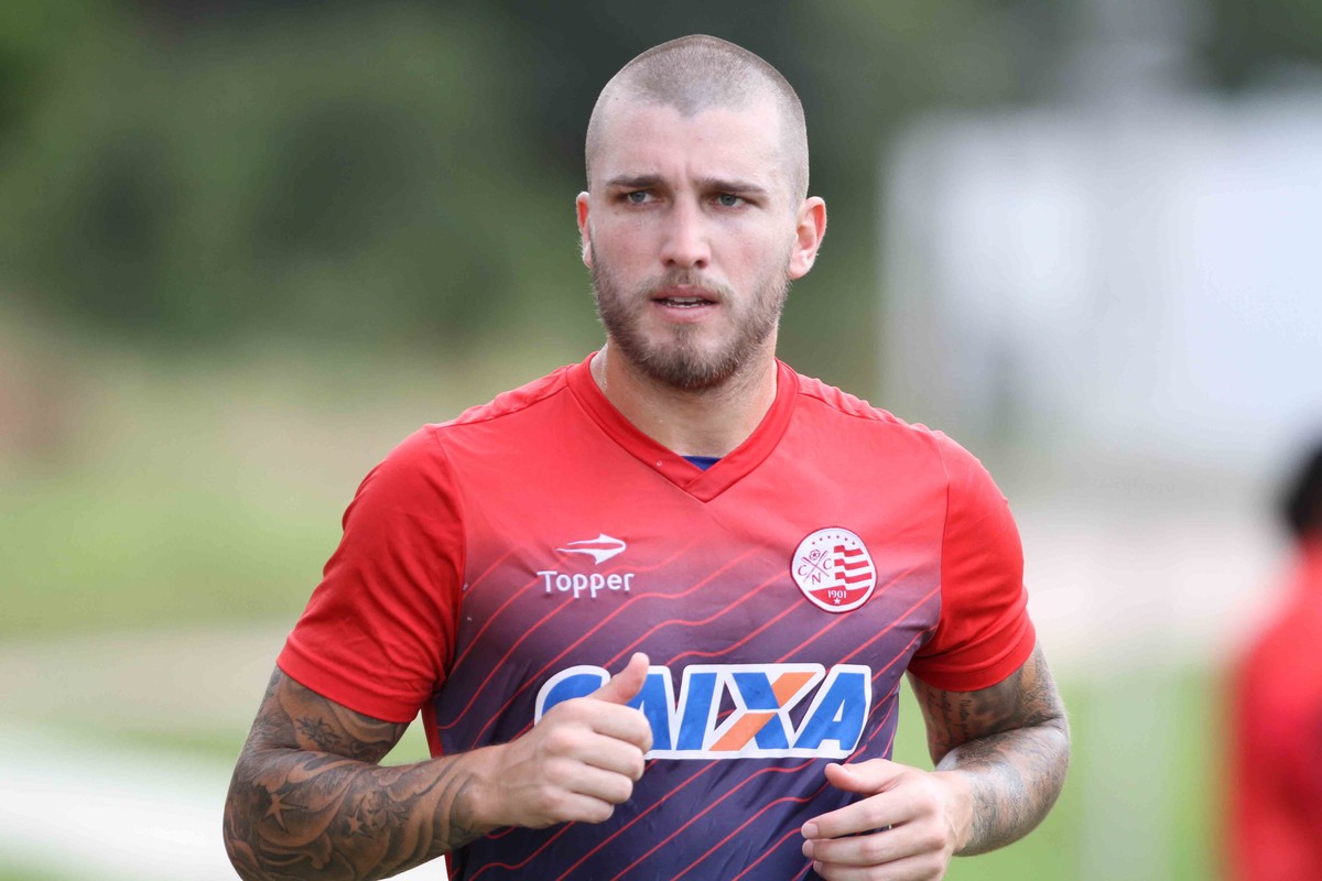 São Bento apresenta Aislan, formado no São Paulo e com passagem pelo ...