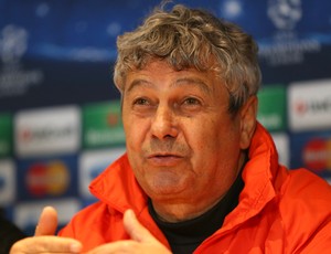 Técnico do Shakhtar diz que time vai morar em Kiev e jogar fora de ...