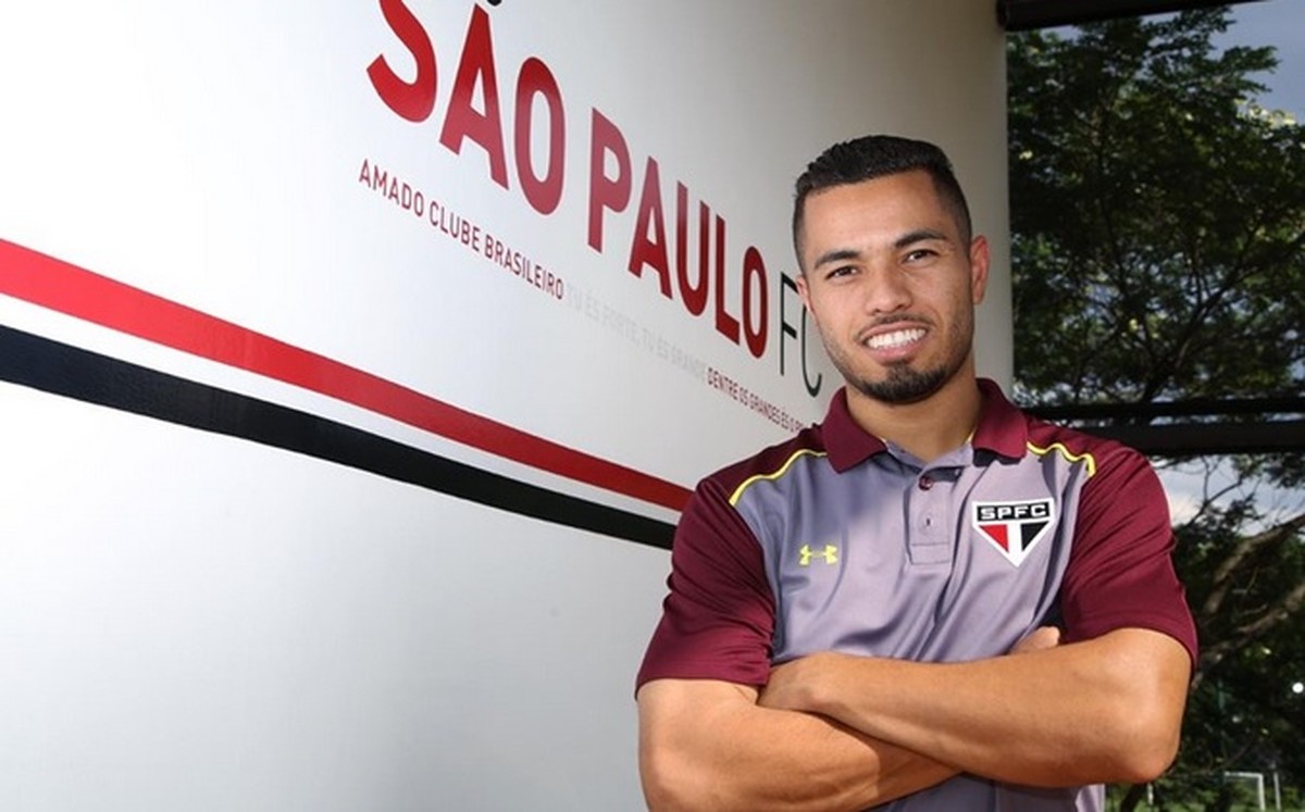 São Paulo anuncia contratação de Morato, que já faz primeiro treino com ...