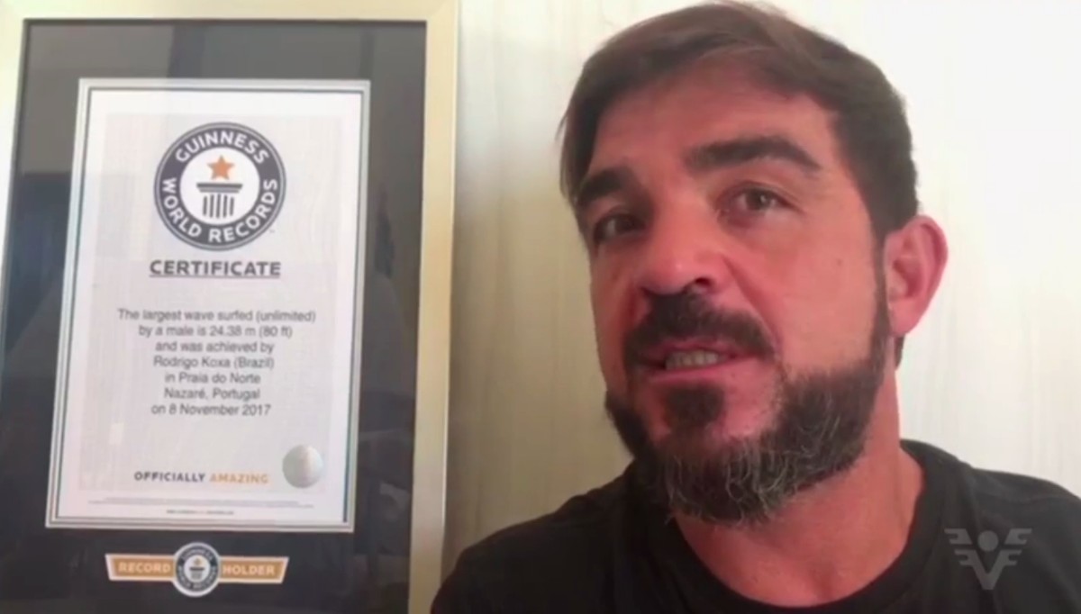 Big rider Rodrigo Koxa relembra o dia que ‘pegou’ a maior onda já ...