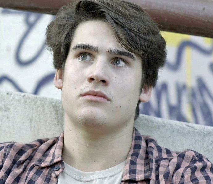 Roger inventa mentiras sobre Luciana para deixar Rodrigo bolado ...