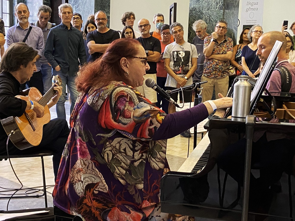 Cida Moreira segue toadas nobres ao cantar modinhas no II 'Festival ...