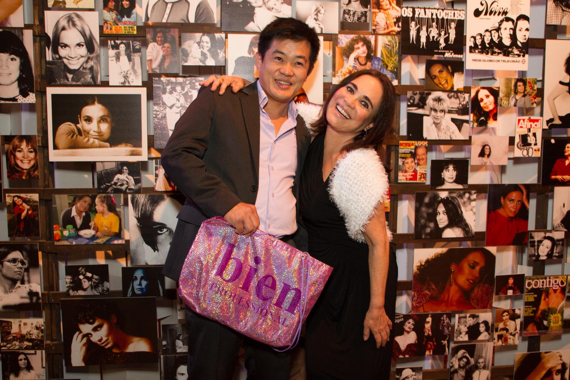 Exposição celebra os 50 anos de carreira da atriz Regina Duarte - Quem ...