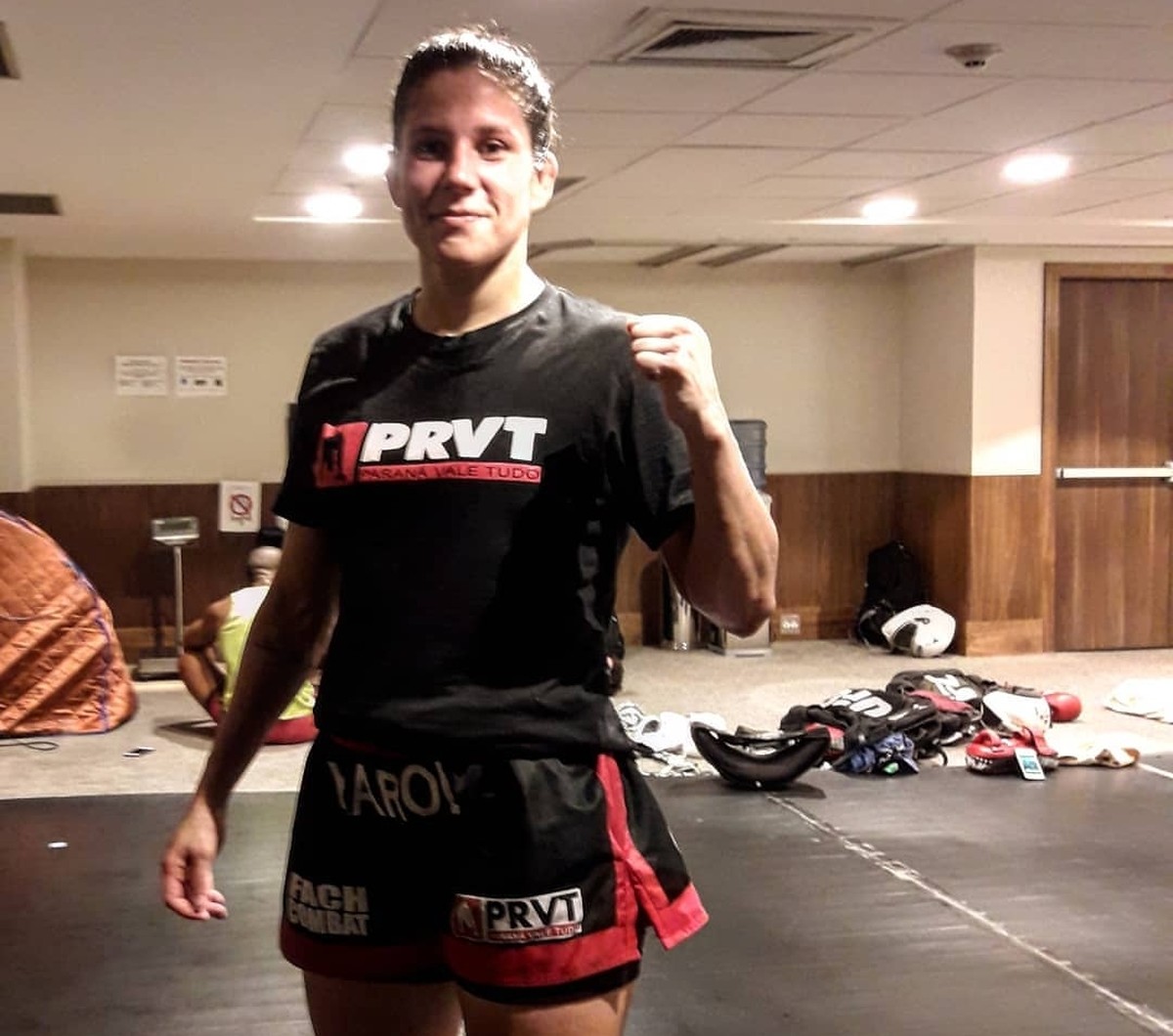 Capixaba Karol Rosa encaminha acerto com o UFC e deve estrear em evento ...