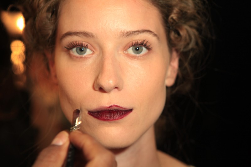 Para não errar mais: aprenda a fazer uma boca vermelha perfeita ...