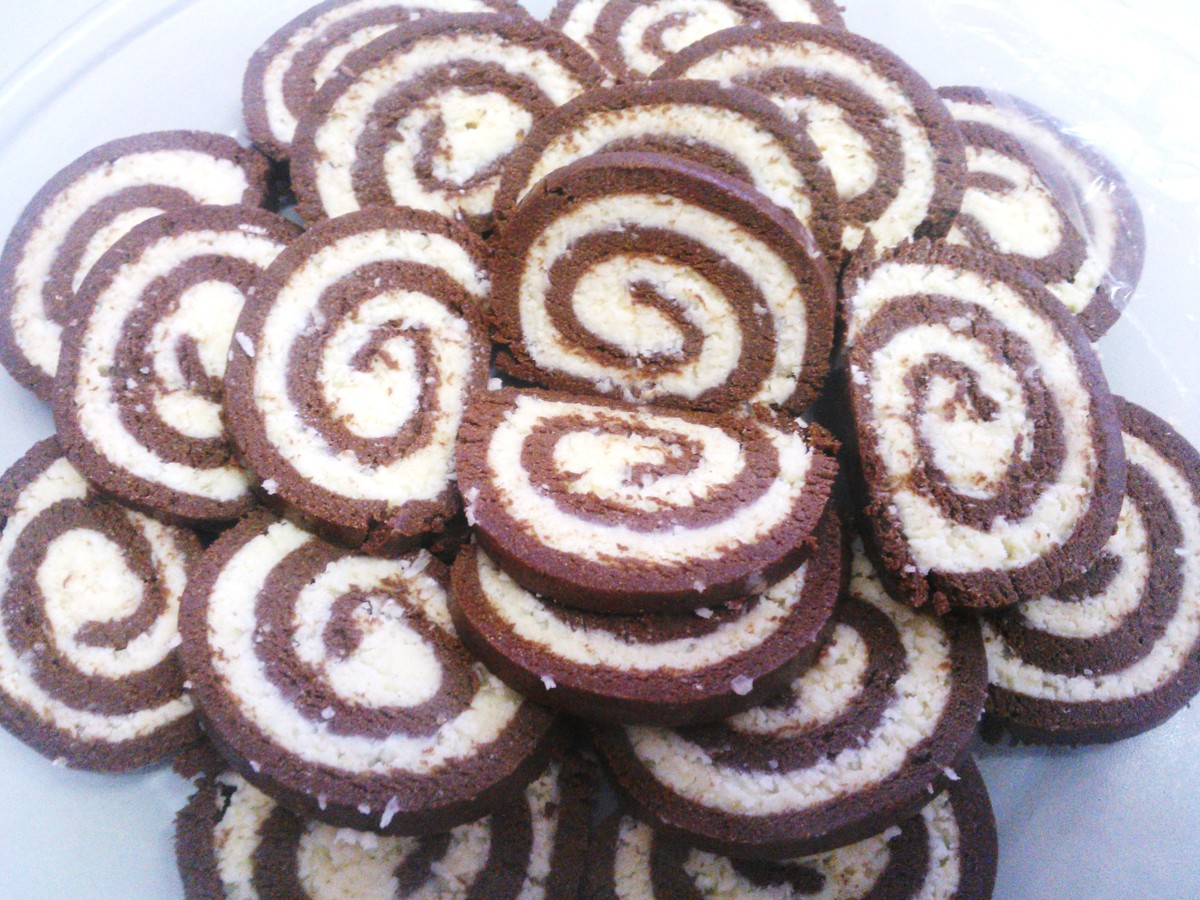 Rocambole de coco com chocolate (Prestígio | Receitas