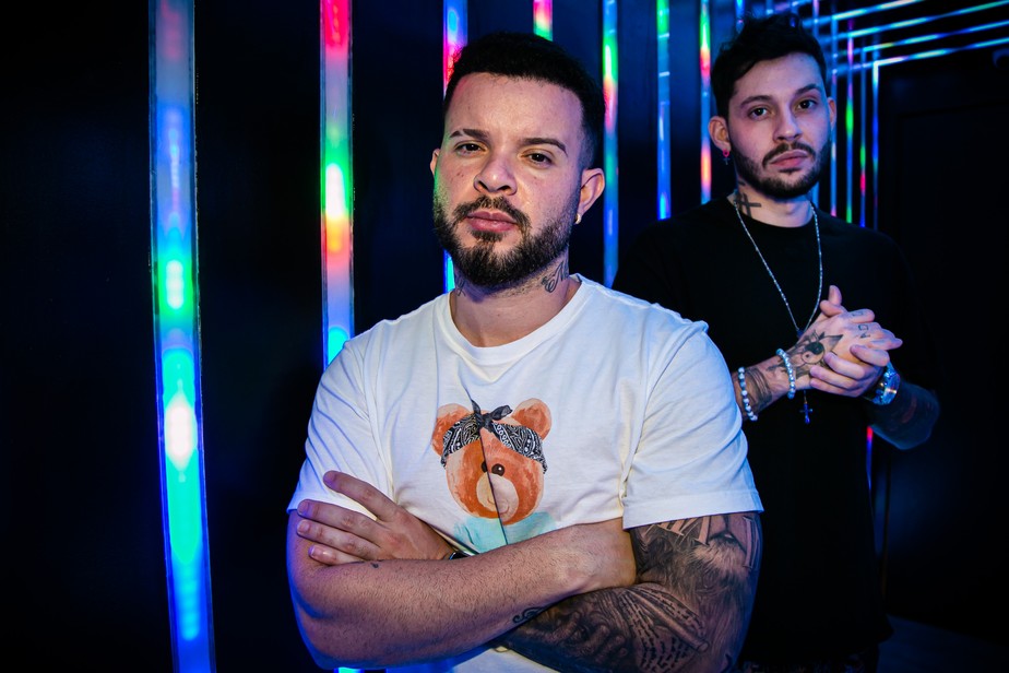 Conheça a Hitmaker, estúdio responsável por sucessos de Anitta ...