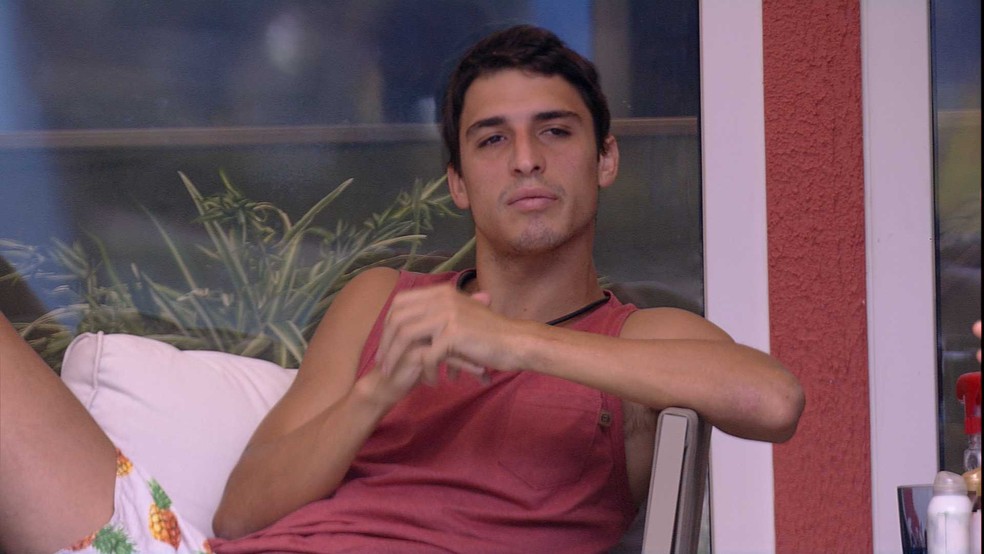 Felipe afirma: 'Ninguém tem a personalidade de votar pelo que pensa ...