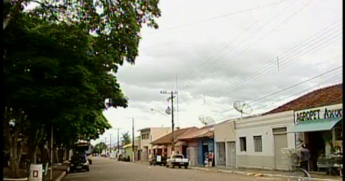 G1 - Vereador assume prefeitura até novas eleições em Coronel Macedo ...