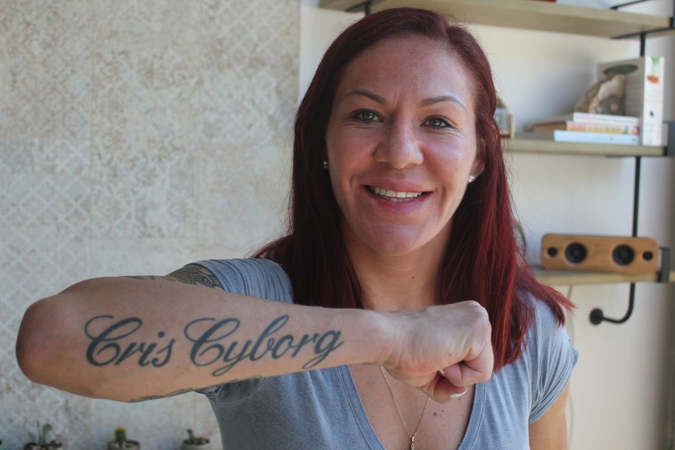 Bellator anuncia acordo com Cris Cyborg no "maior contrato da história ...