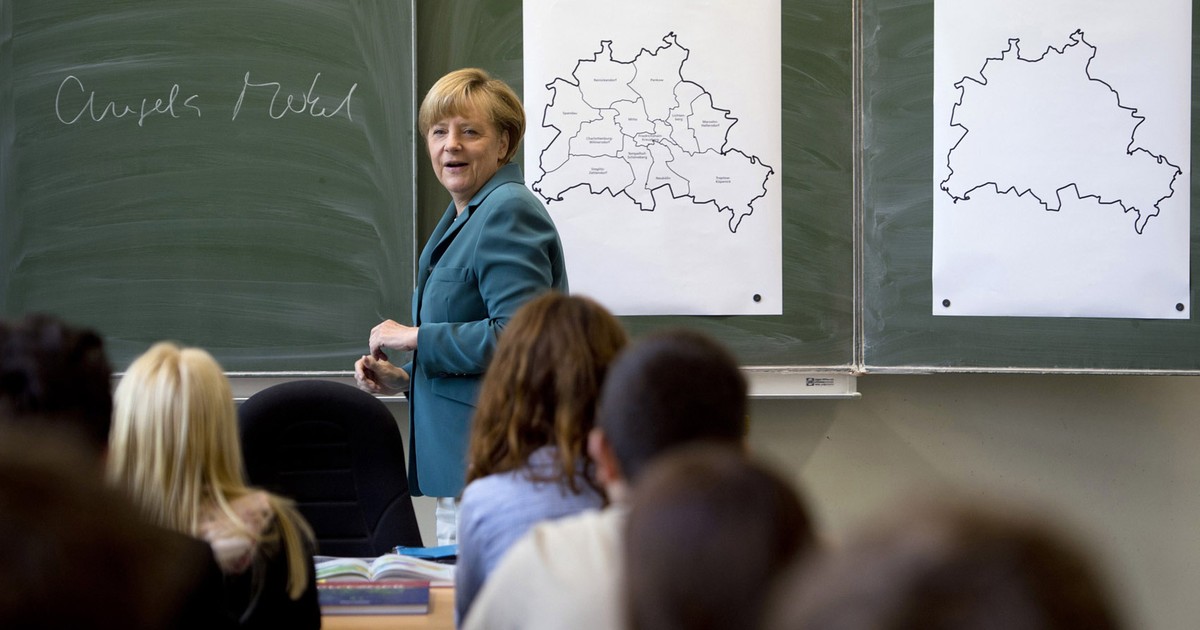 G1 - Merkel vira 'professora por um dia' na Alemanha - notícias em Mundo