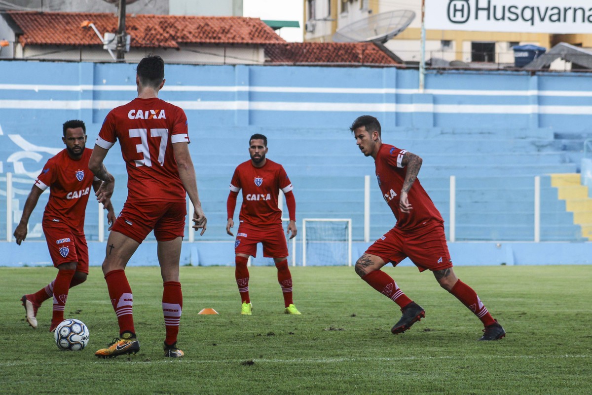 Relacionados contra o Criciúma têm retorno de zagueiro e volante pela ...