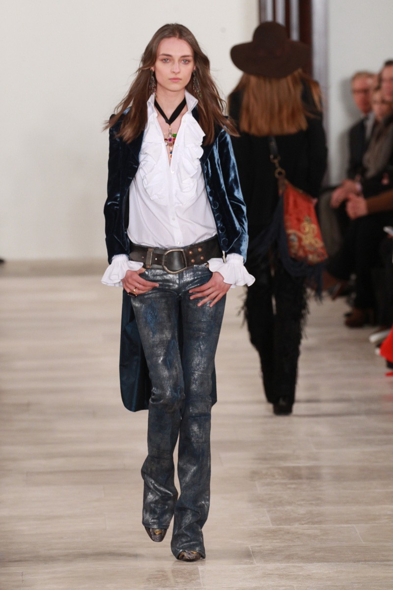 Ralph Lauren divide seu inverno entre roupas casuais e de festa ...