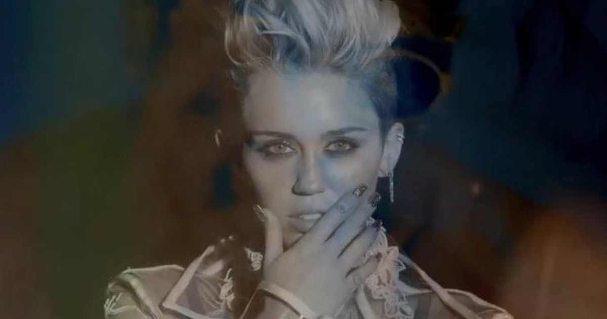 G1 - Miley Cyrus faz participação sensual em clipe do rapper Big Sean ...