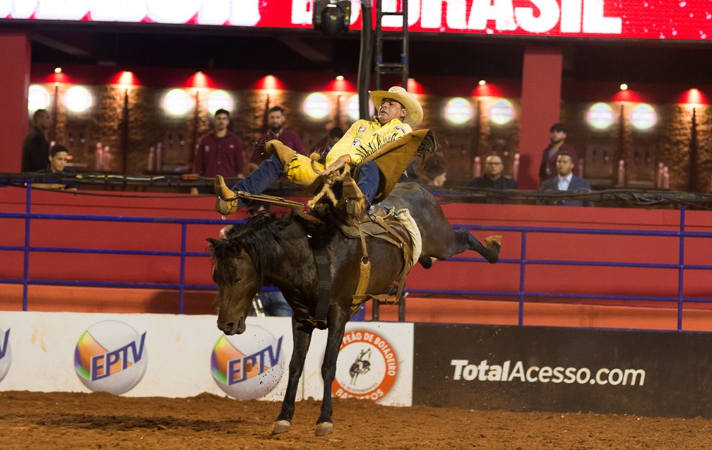 Barretos 2018: Peões abrem Rodeio Internacional; FOTOS | Festa do Peão ...