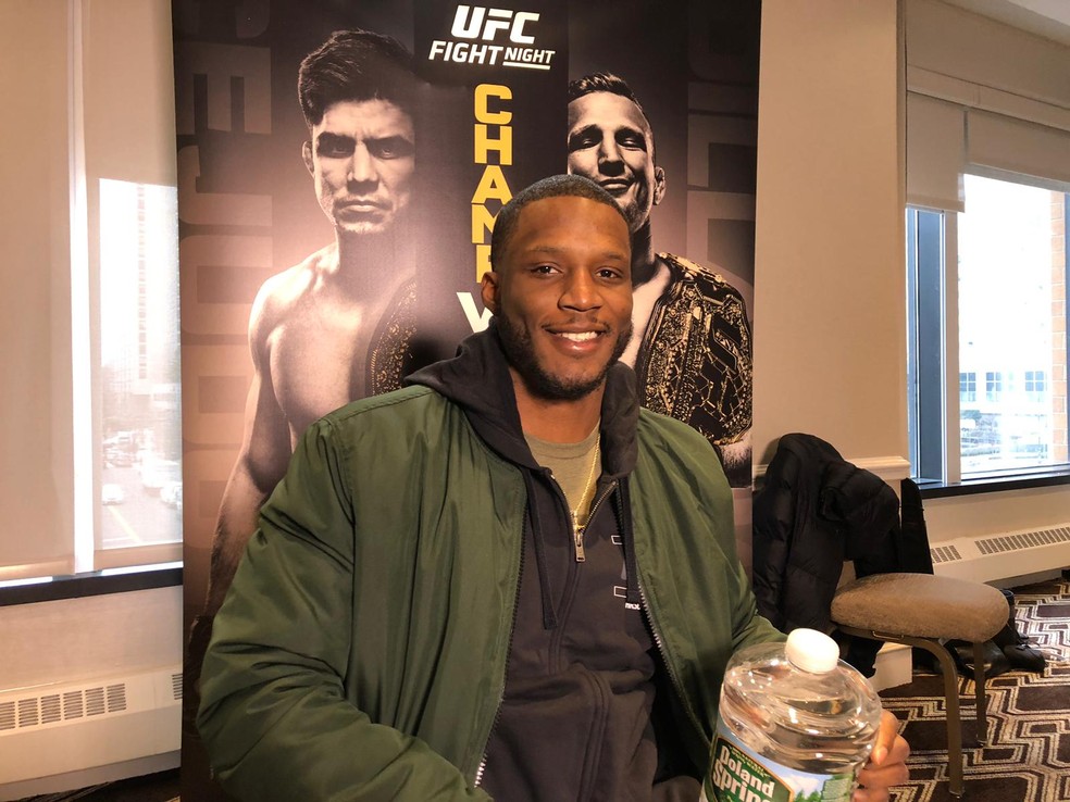 Wellington Turman substitui John Phillips e encara Karl Roberson no UFC ...