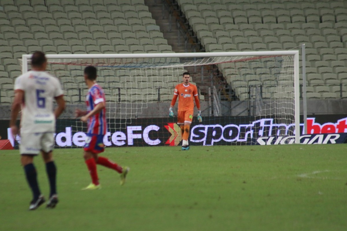 Atuações: decisivo, Matheus Teixeira salva Bahia da eliminação diante ...