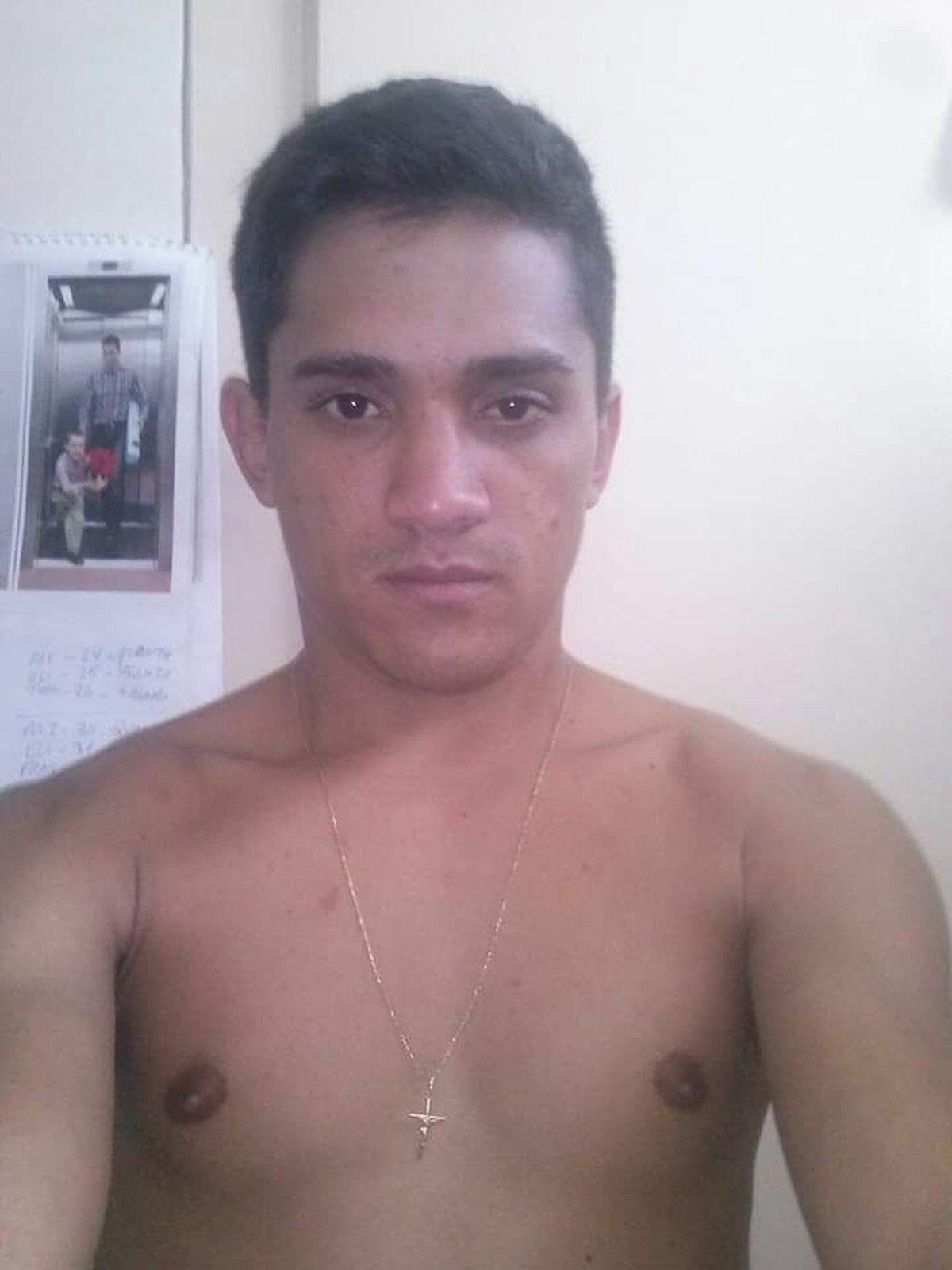 Homem é executado com 6 tiros após deixar filho na casa da ex-esposa em ...