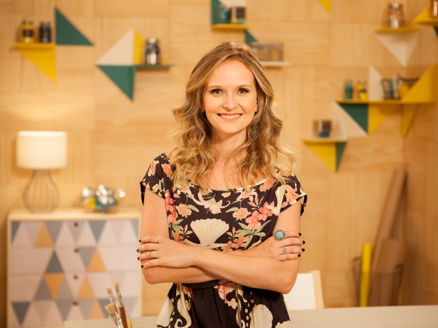 Após quatro anos longe das novelas, Fernanda Rodrigues volta em dose ...