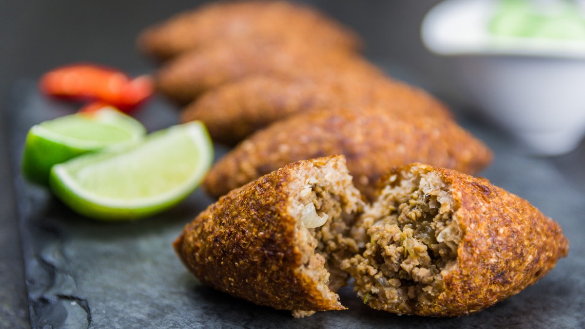 Receita fácil de kibe para fazer em casa | Plug | Receitas