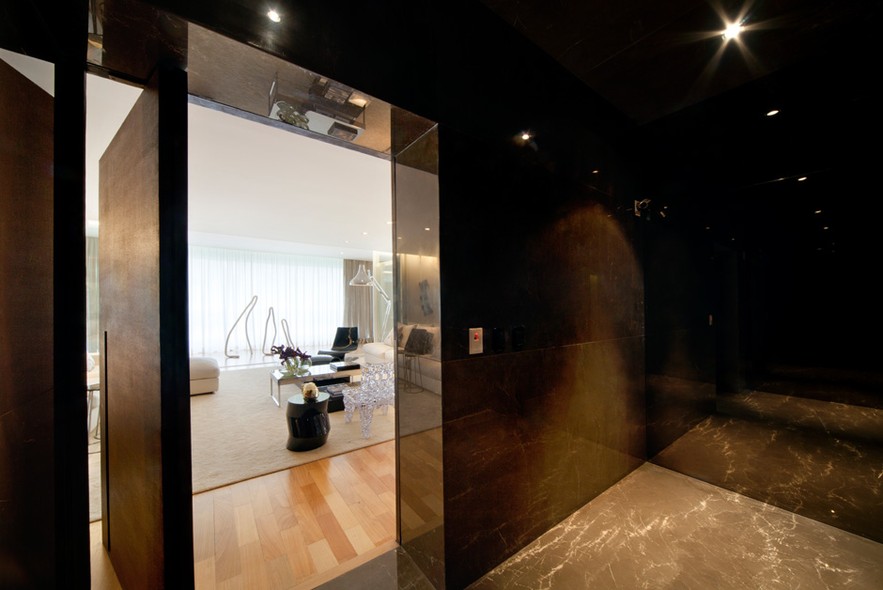 Marques Hall's Instagram, Twitter & Facebook on IDCrawl