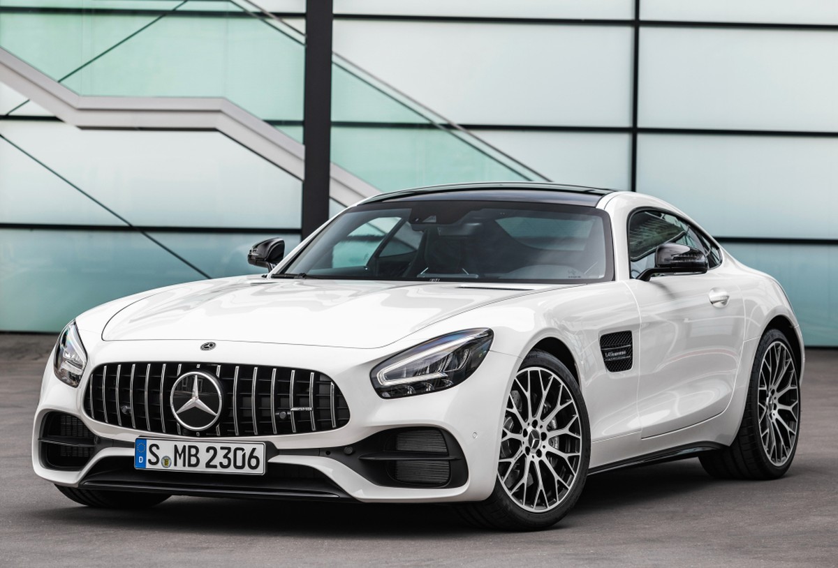 Mercedes-AMG GT passa por retoque no visual e ganha versão R Pro ...
