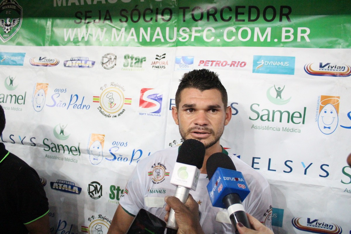 Capitão Derlan faz dois gols pela segunda vez na carreira e dedica ao ...