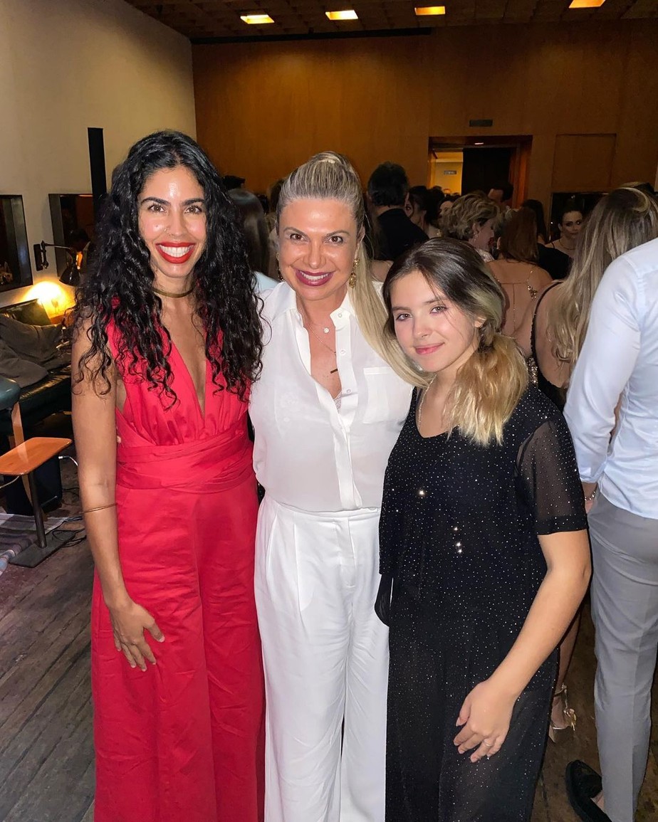 Flor Gil faz o seu primeiro show em São Paulo; vídeo | Lifestyle | Glamour