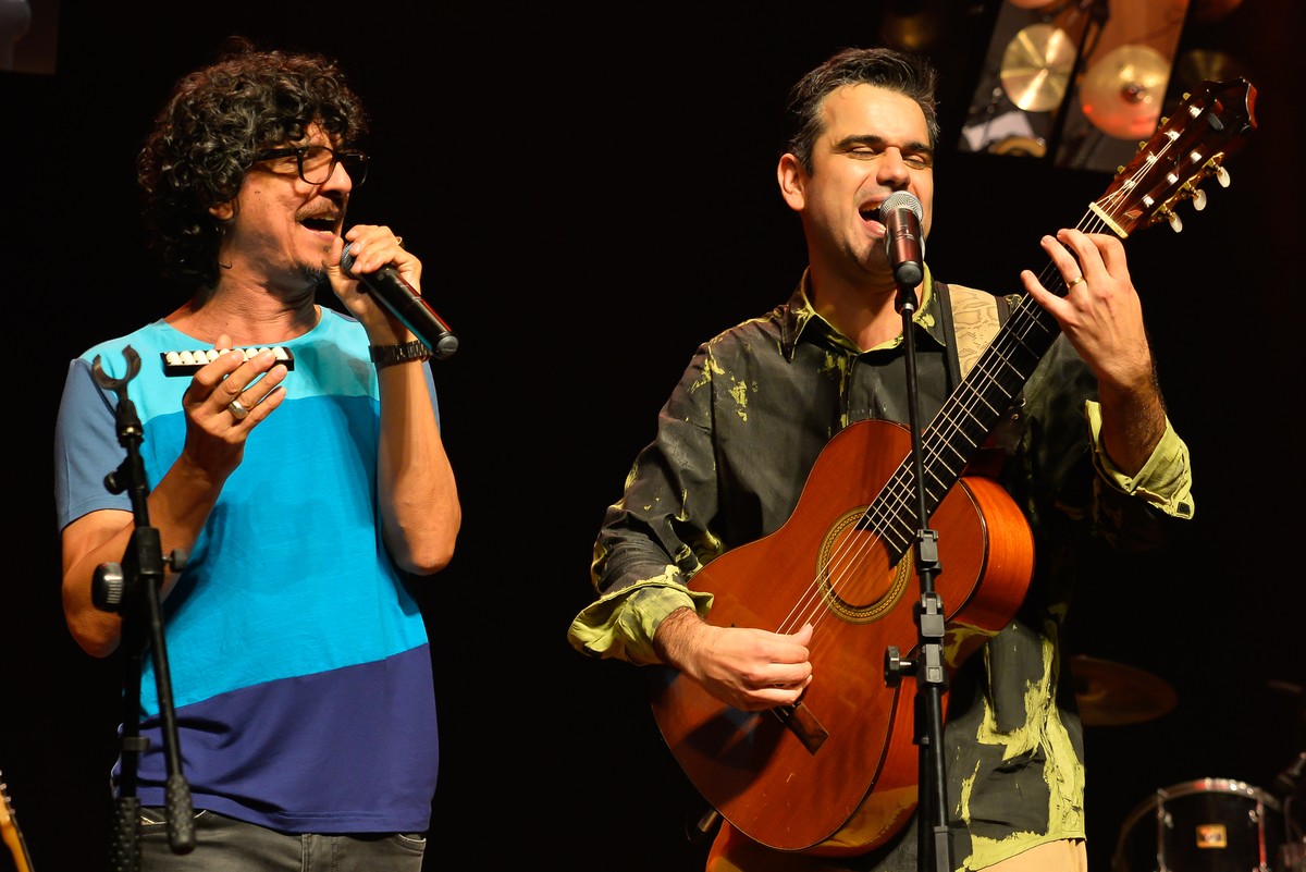 Grupo Fato se reaproxima de Pedro Luís e Alexandre Nero em registro ...