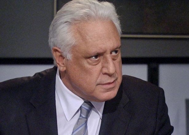 César descobrirá que Félix jogou Paulinha numa caçamba de lixo ...