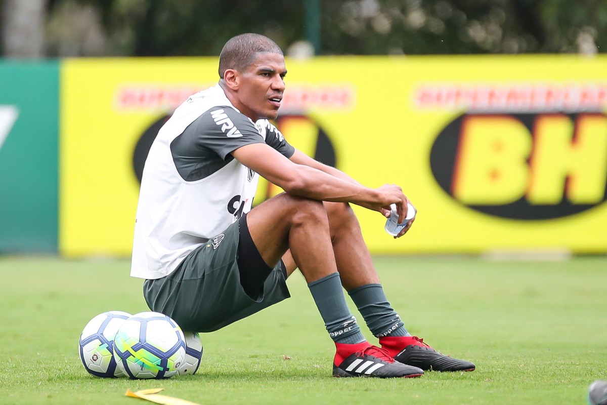 Léo Silva e o risco do Atlético-MG perder a vaga na Libertadores ...