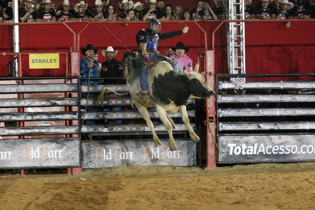 Terceira noite do Jaguariúna Rodeo Festival; FOTOS | Rodeio de ...
