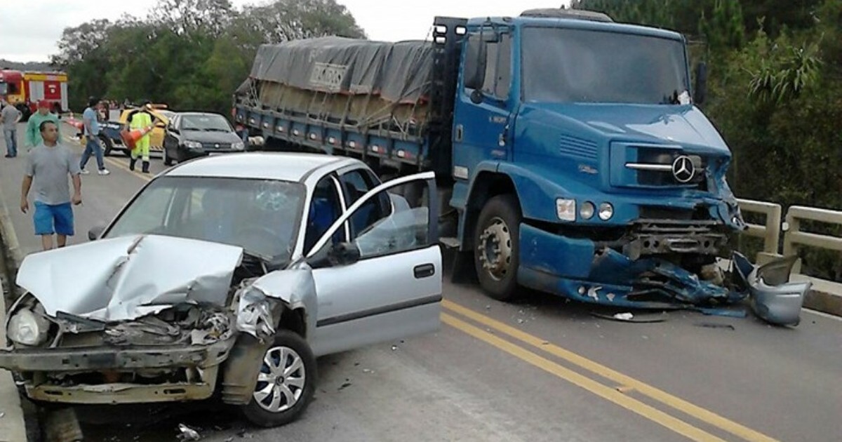 G1 - Onze pessoas morrem em acidentes de trânsito no fim de semana em ...