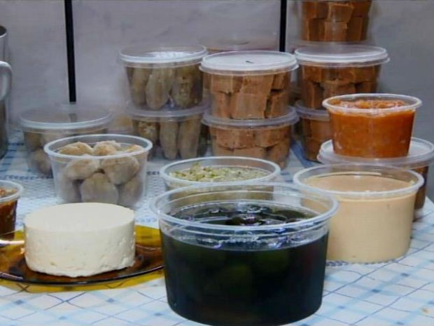 G1 - 'Prosa e Sabor' mostra degustação de doces em distrito de Pimenta ...