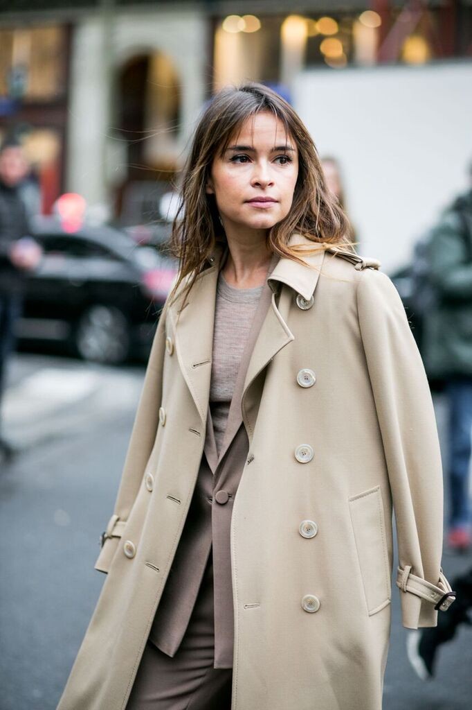 Street style: cores lavadas adocicam as ruas da semana de moda de Paris ...