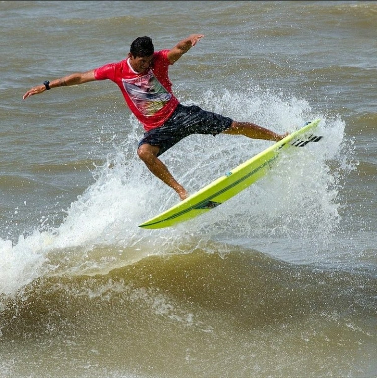 Em grande fase: após ganhar etapa da CBSurf, Nayson Costa fatura título ...