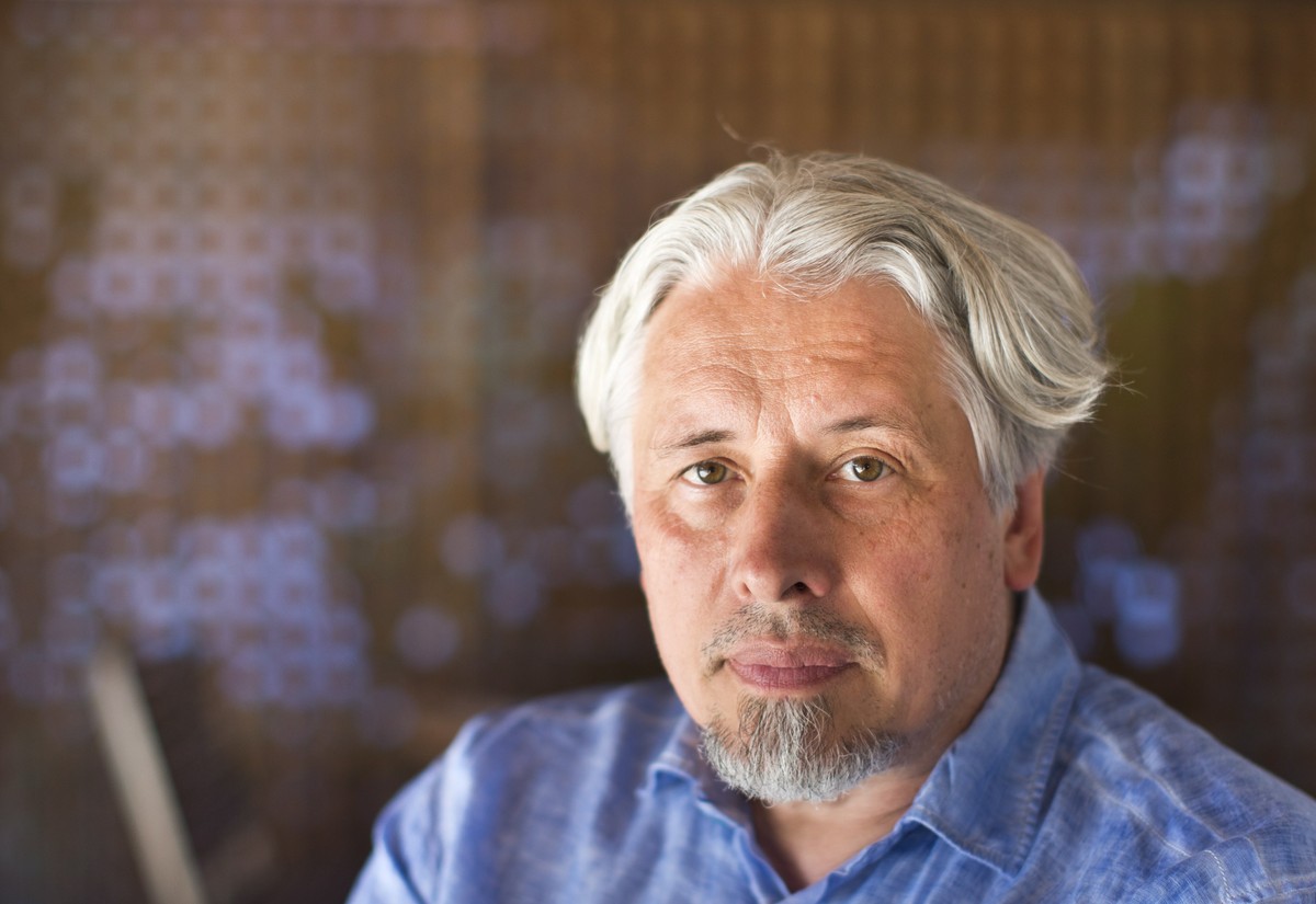 Vladímir Sorókin faz crítica mordaz da Rússia de Putin