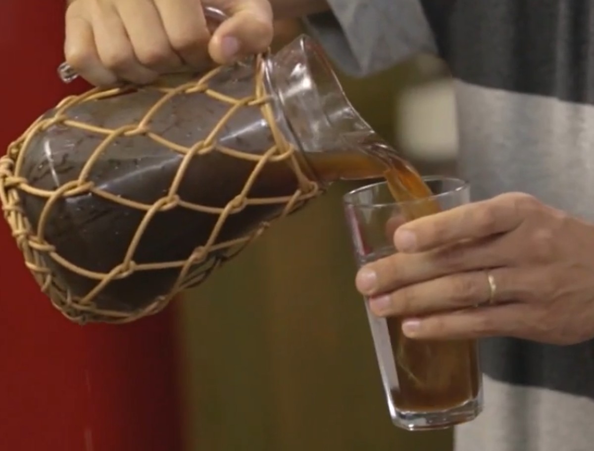 Aprenda a fazer chá mate com limão | Tempero de Família | Receitas
