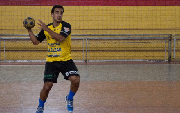 Taubateanos são convocados para Seleção Brasileira de Handebol ...