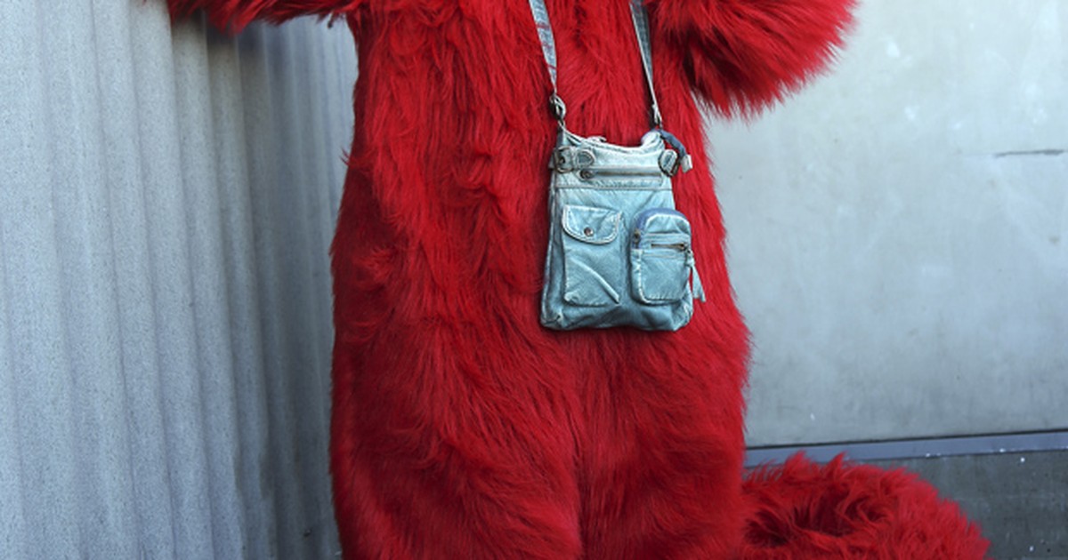 G1 - 'Elmo malvado' é condenado após tentar extorquir US$ 2 milhões ...