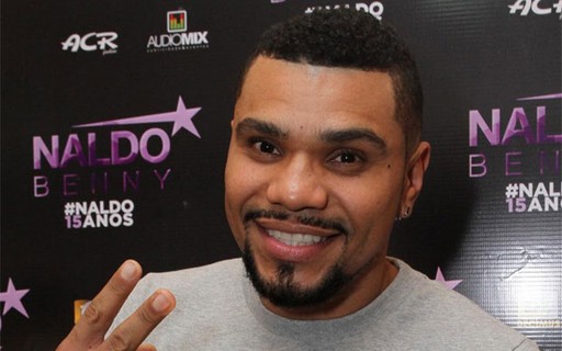 Naldo terá biografia lançada na Bienal do Livro de SP - Quem | QUEM News