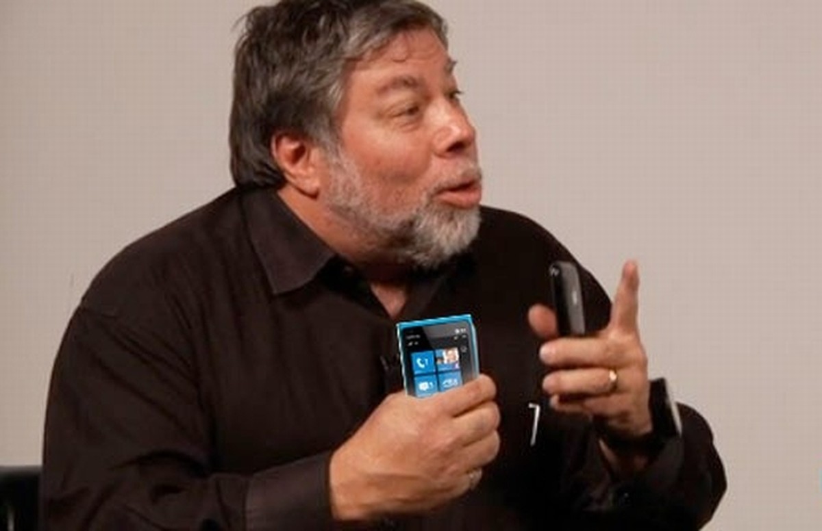 Co-fundador da Apple se diz fã do Windows Phone e do Lumia 900 ...