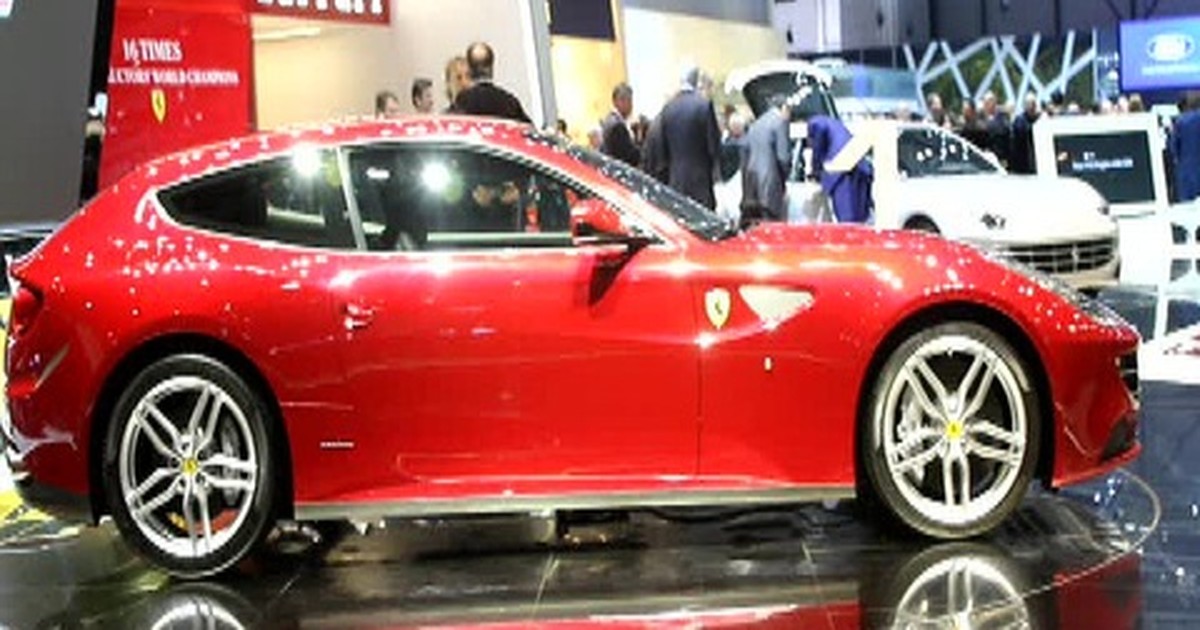 Auto Esporte - Site da Ferrari tem ferramenta para personalizar a nova FF