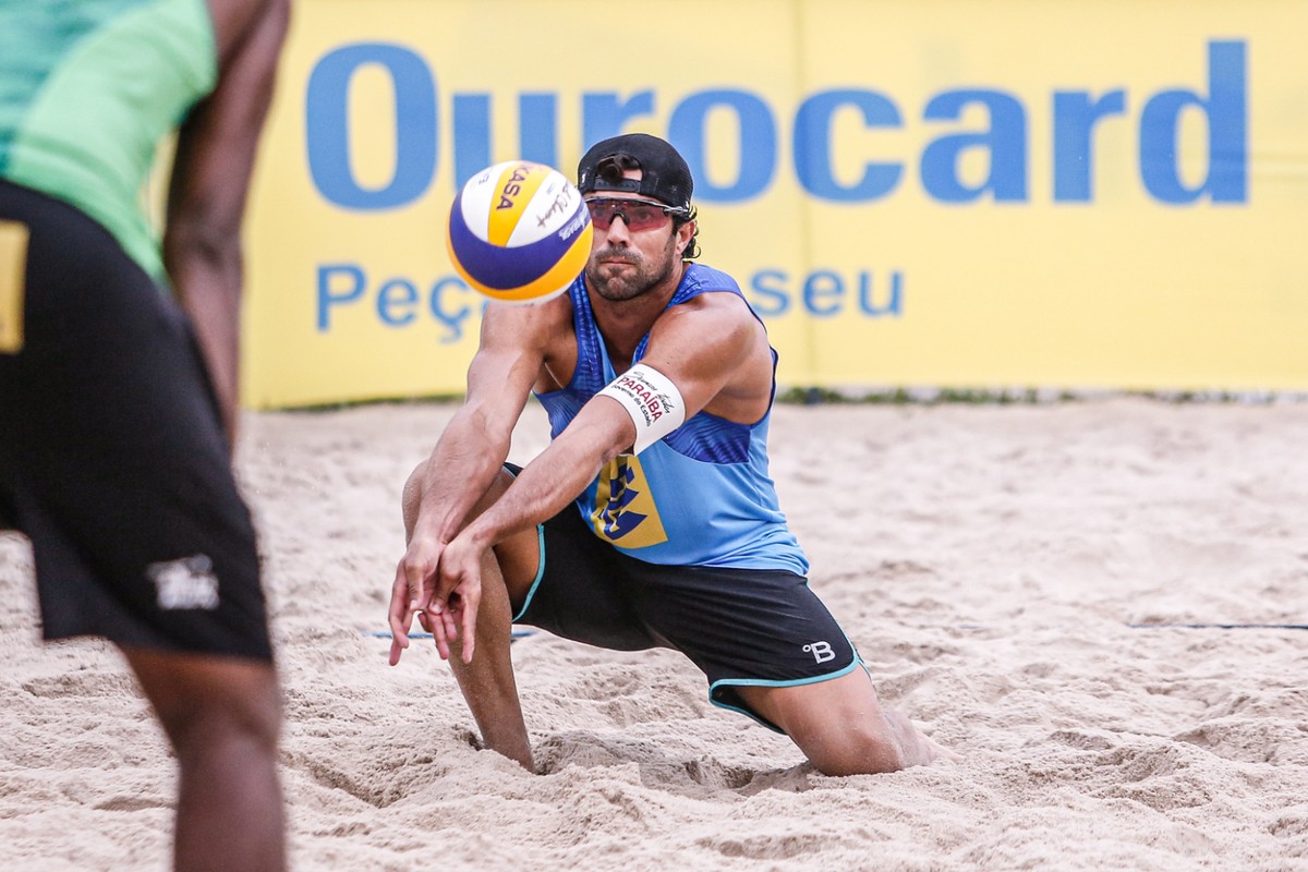 Vitor Felipe celebra seu melhor início de temporada no Circuito ...