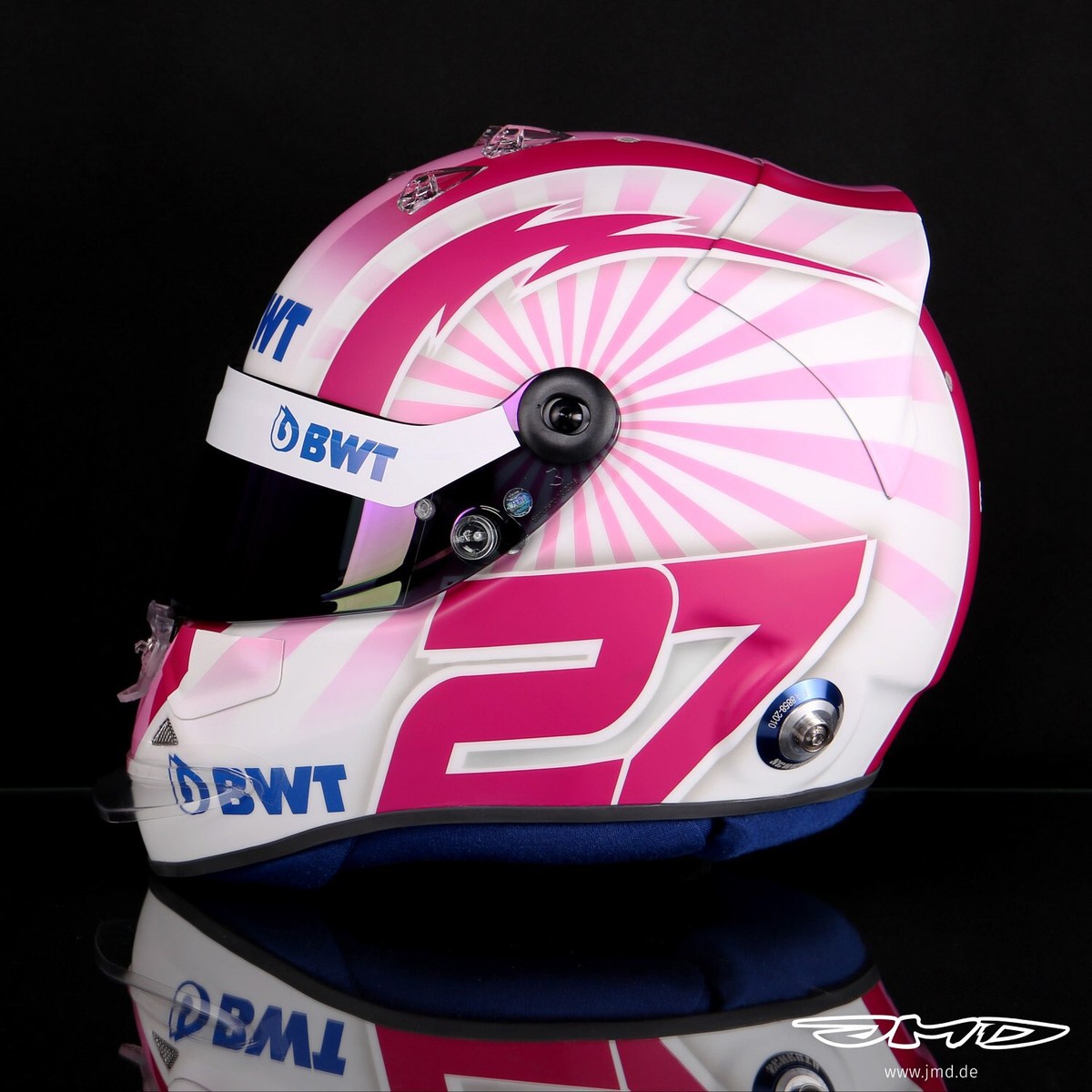 Com as cores da Racing Point, Hulk revela capacete para o GP de 70 anos ...