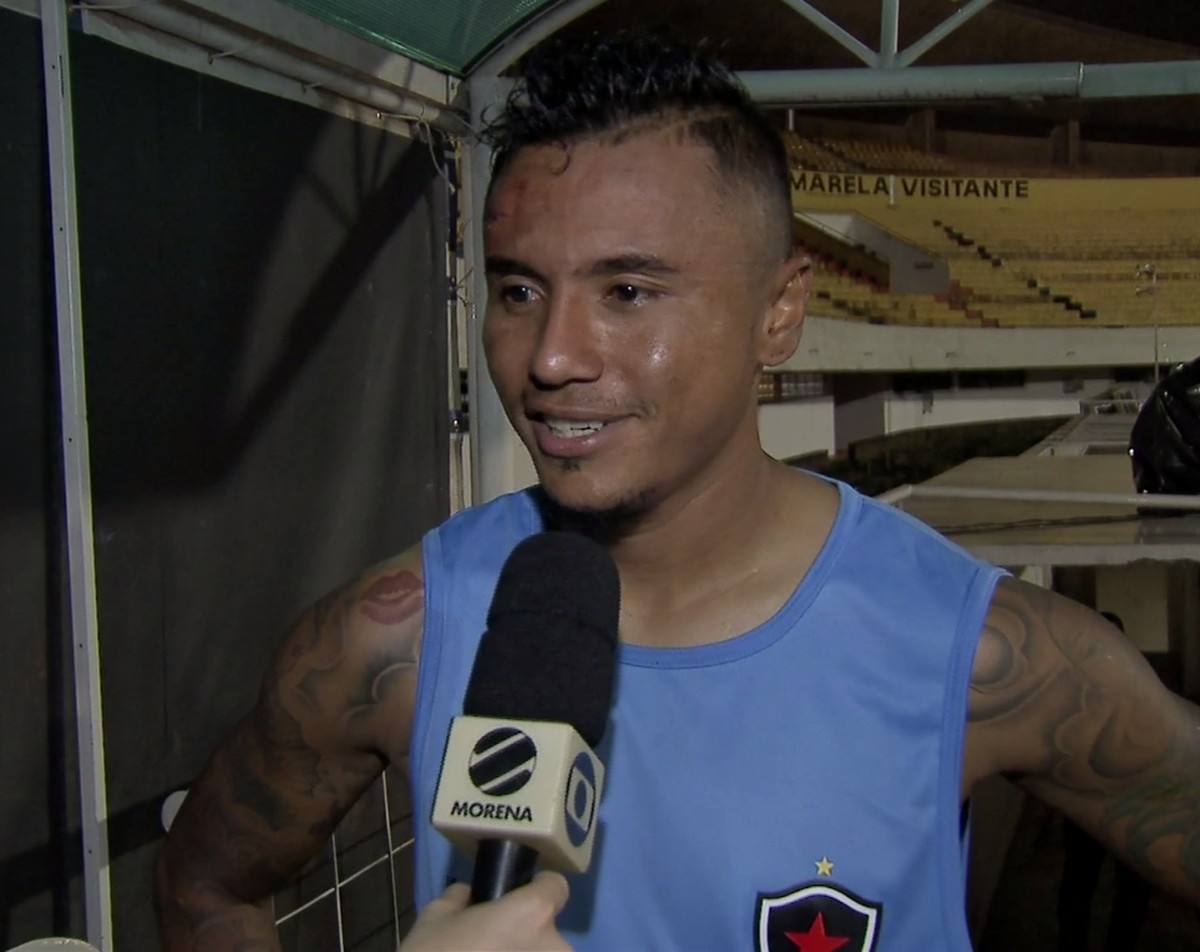 Rogério celebra a unidade do "confiante" elenco botafoguense após ...