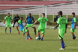 Precisando de apenas um ponto para avançar de fase, Sinop visita o Mixto
