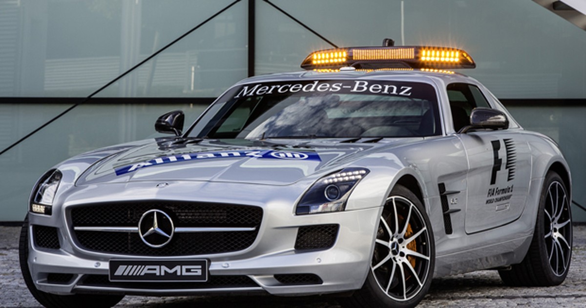 Auto Esporte - Mercedes SLS AMG GT faz estreia no Brasil, como safety ...